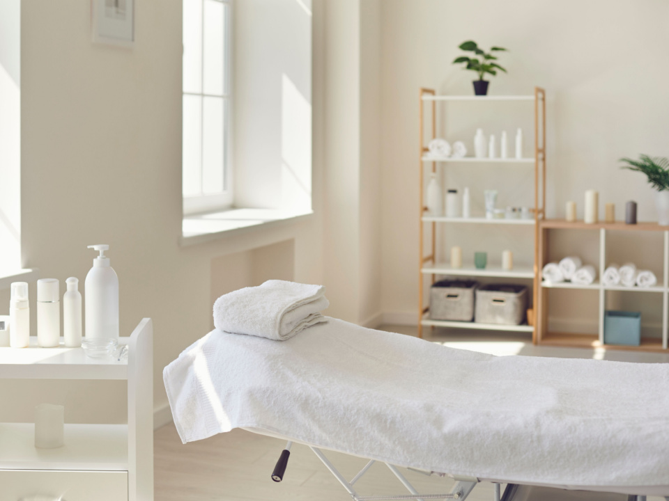 Wellness Clinic Fitout: Trends, Designs, Considerations - Archcon ...